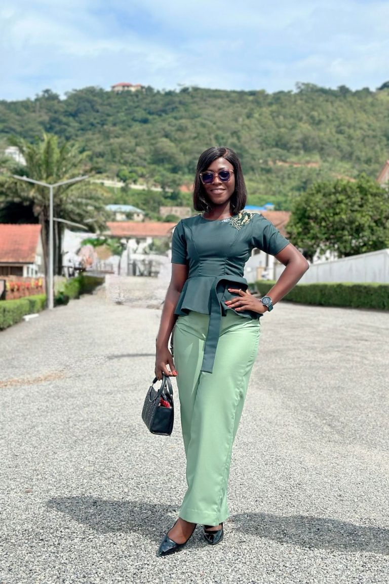 Work Conference Outfit Ideas That Balances Work and Style - Wonder Cottage